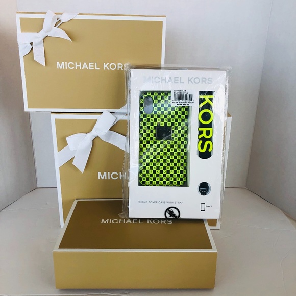 Michael Kors | Accessories | Michael Kors Logo Leather Case For Iphone ...